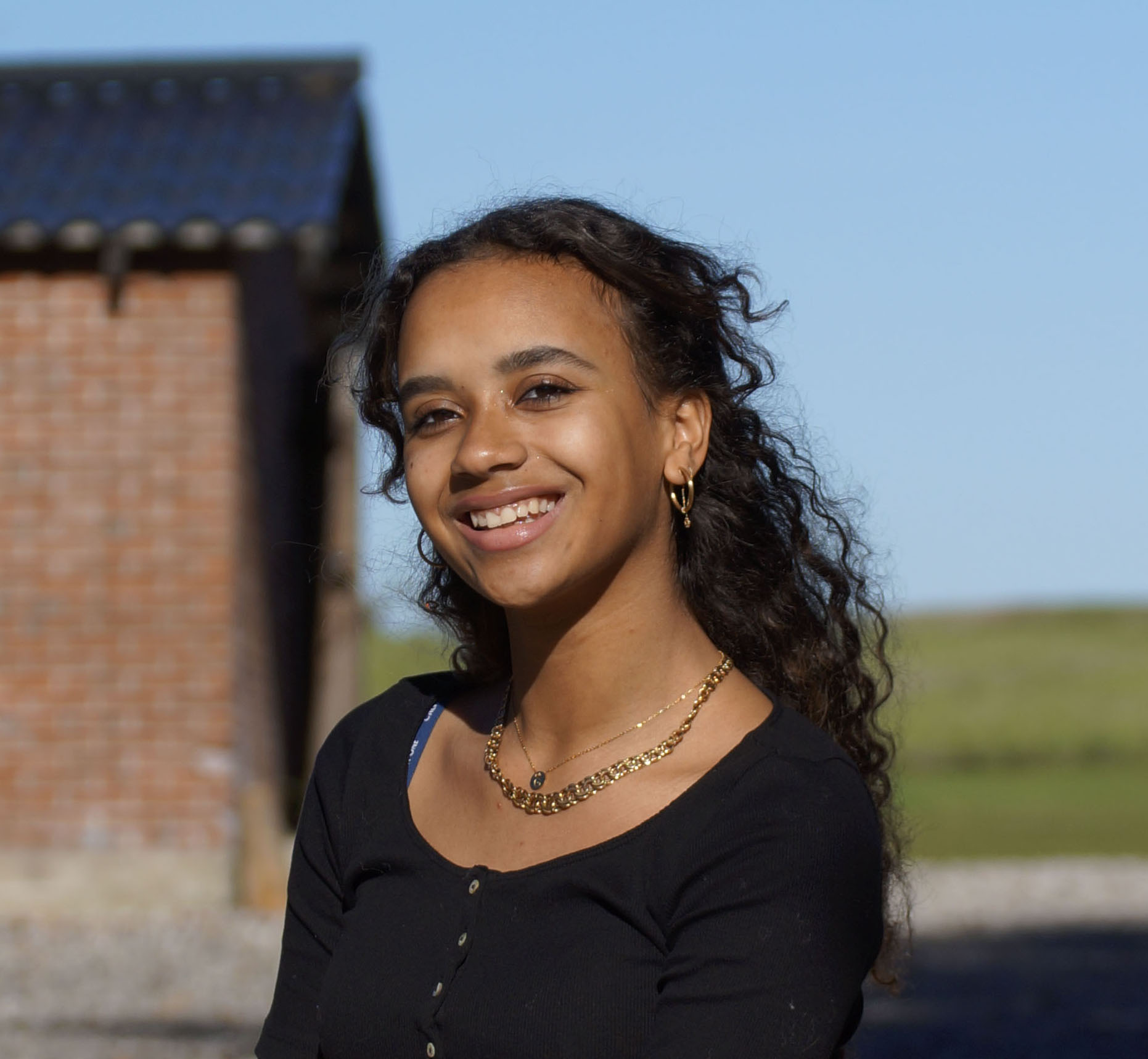 Anne Victoria Portfolio